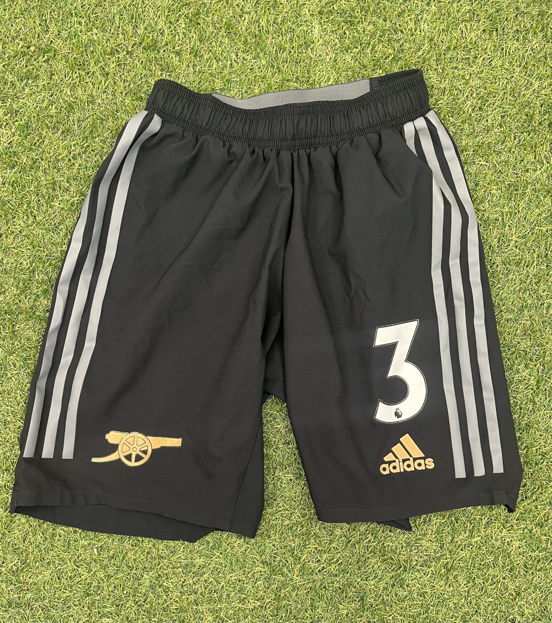 Adidas Arsenal Football Shorts No.3 - kitround