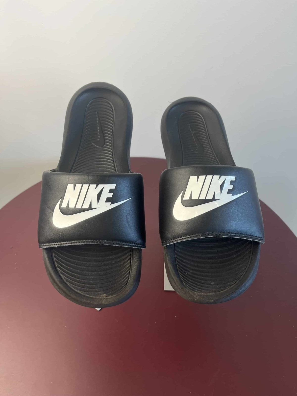 Nike Black Sliders - kitround