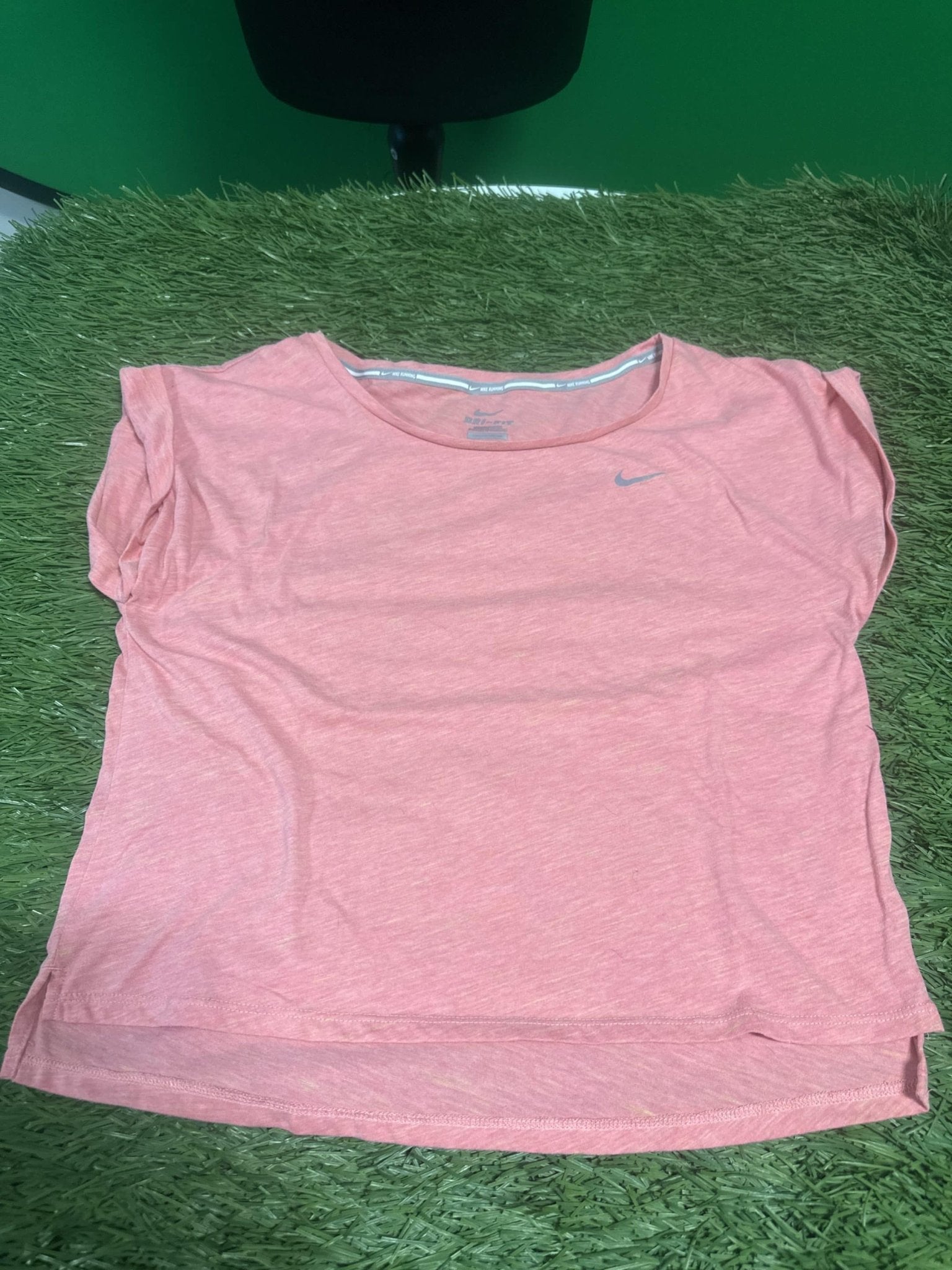 Nike Pink Sports Top - kitround